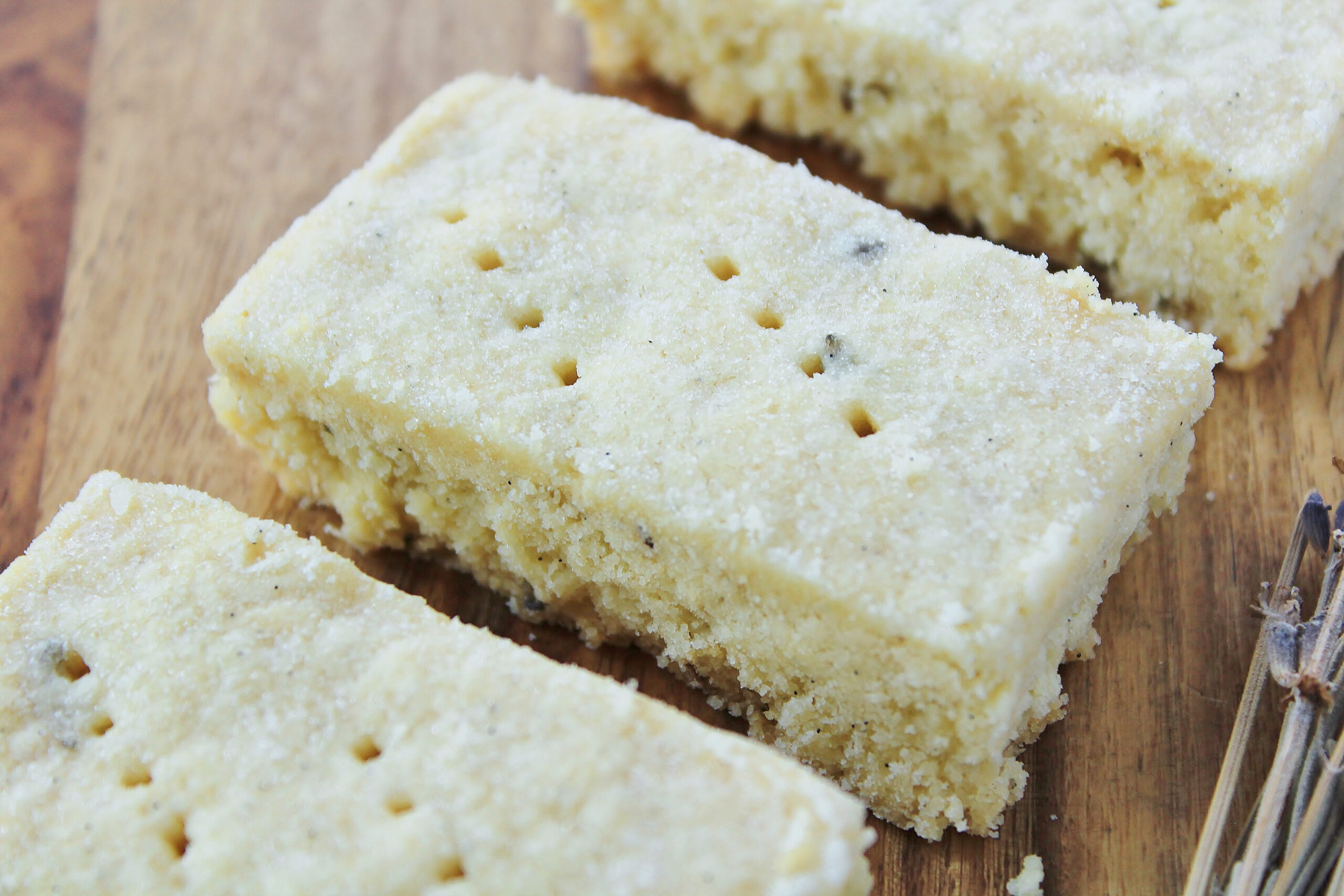 Lavender Vanilla Shortbread - Alison's Wonderland Recipes